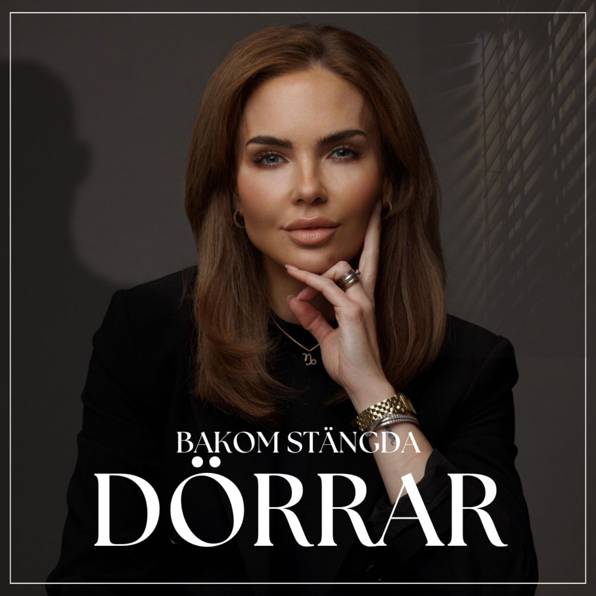 Bakom Stängda Dörrar | Lyssna här | Poddtoppen.se