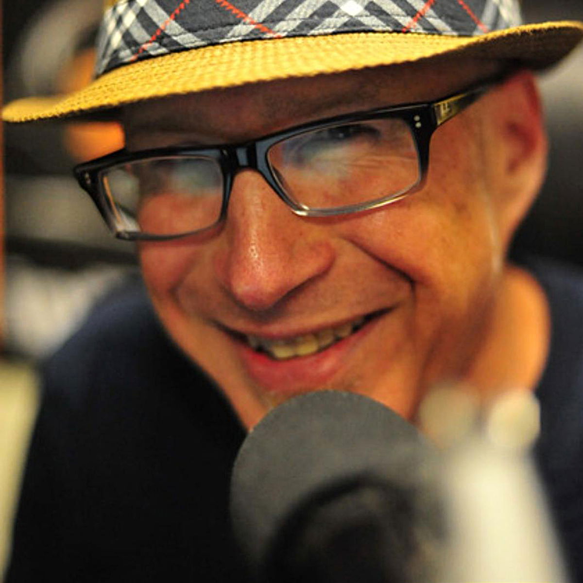 Ally Walker from The Profiler, Sons of Anarchy... - Episode 1,052 ...